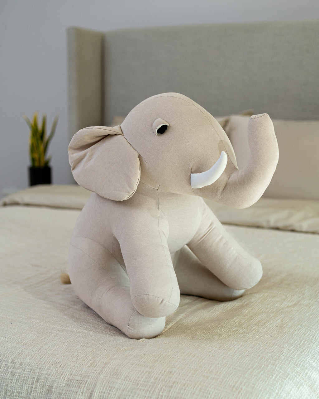 Organic Cotton Elephant Pillow – YaYa & Co.