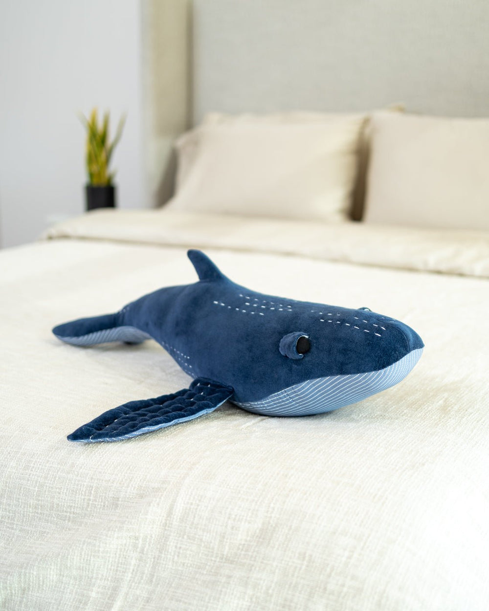 Organic Cotton Humpback Whale Pillow – YaYa & Co.