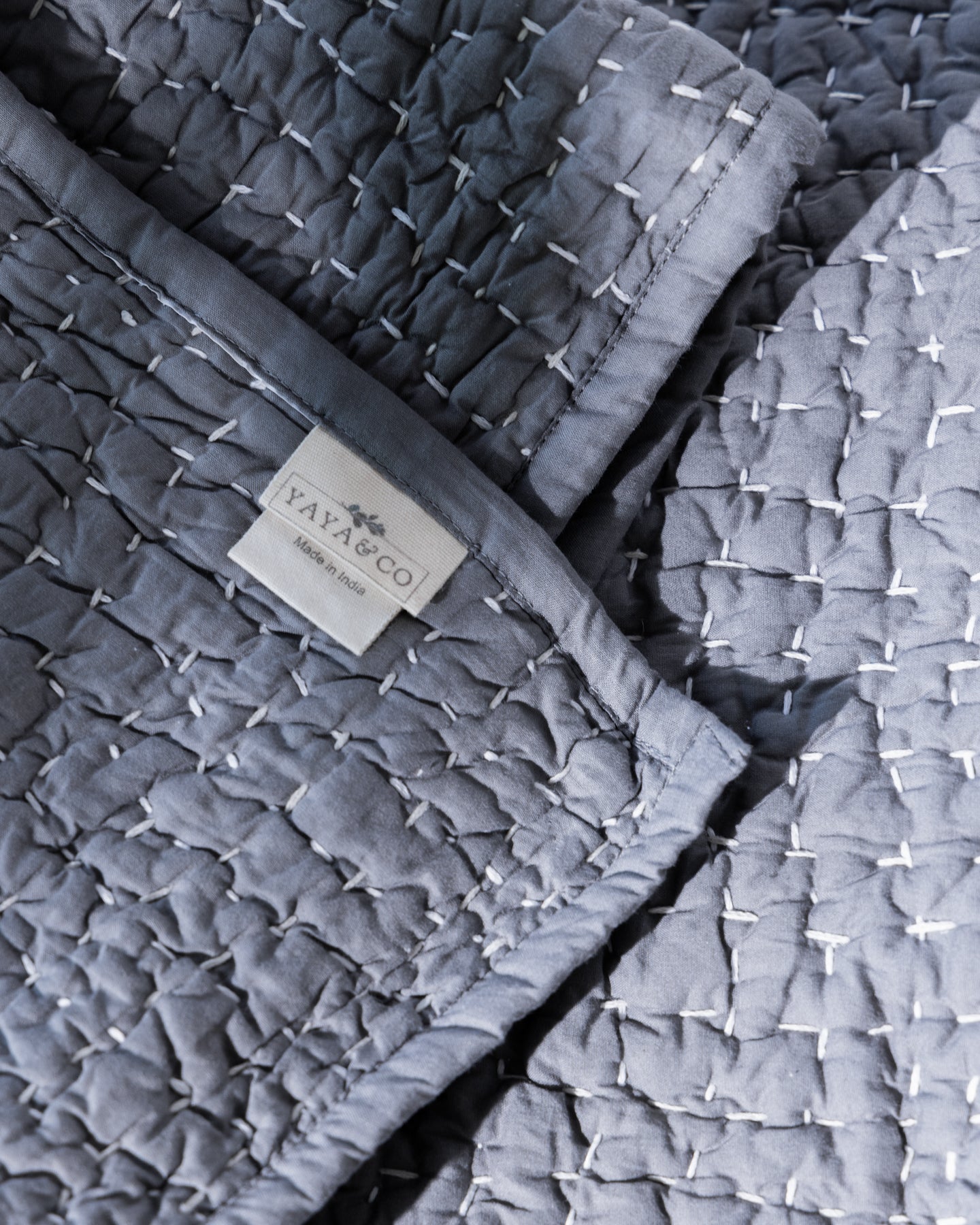Pebbled Handstitched Organic Cotton Percale Quilt Blanket – YaYa & Co.